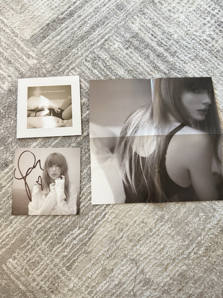 Taylor Swift Tortured Poets Department CD TTPD Signed Photo with Heart ...