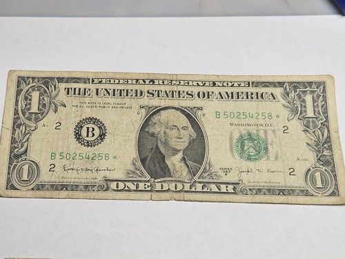 ** STAR ** $1 1963 ((JOSEPH BARR)) Federal Reserve Note ** PAPER ...