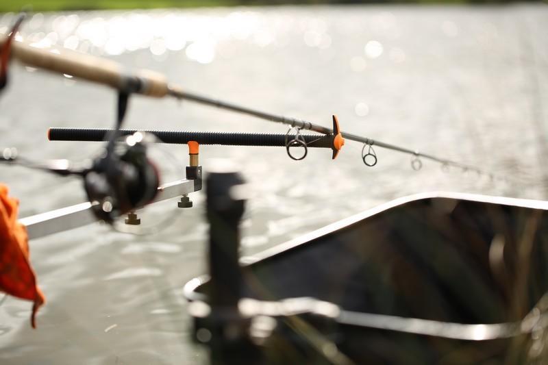 Guru Reaper XL Front Feeder Rod Rest NEW Coarse Carp Fishing Rod Rest ...