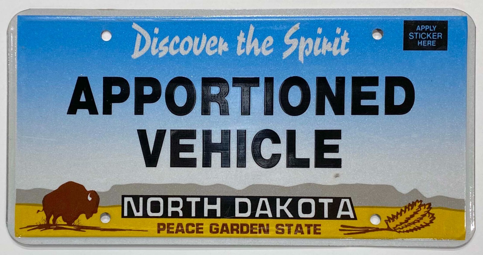 North Dakota 1993-2015 Apportioned Vehicle License Plate in Very Good ...