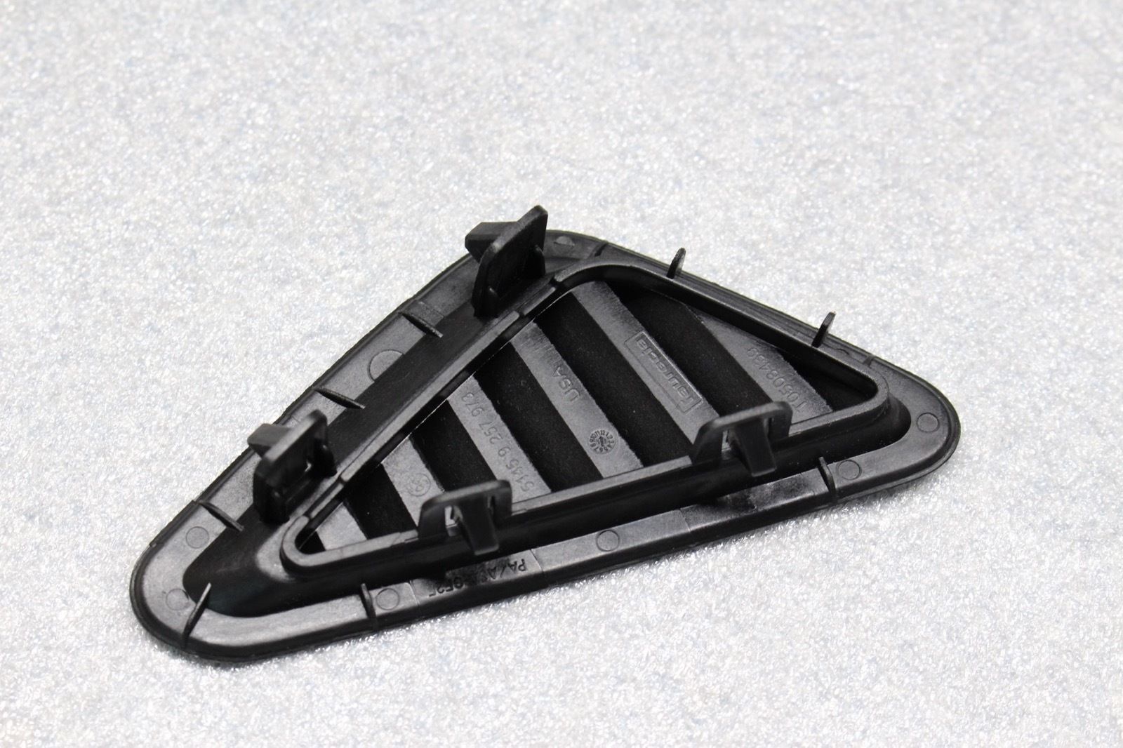 BMW X5 F15 2014-17 LHD Left Inner Front AC Defrost Top Dash Vent Cover ...