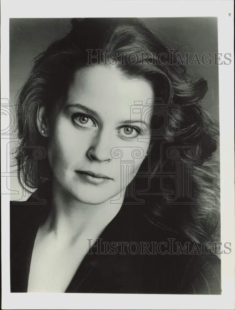 Mary Kay Adams Na'Toth | TV Database Wiki | Fandom