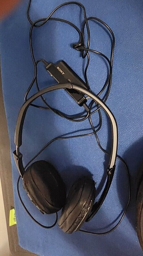 Sony MDR-NC40 Lightweight Noise Canceling Headphones With Case 3.5mm ...