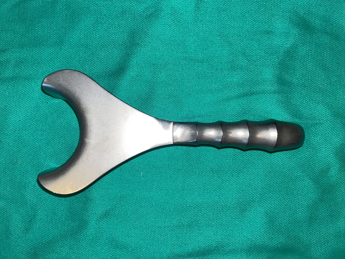 Delee Retractor