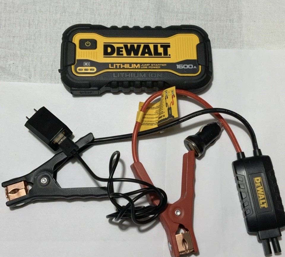 DEWALT DXAELJ16 LITHIUM JUMP STARTER-USB POWER BANK Dewalt 1600AMP | eBay