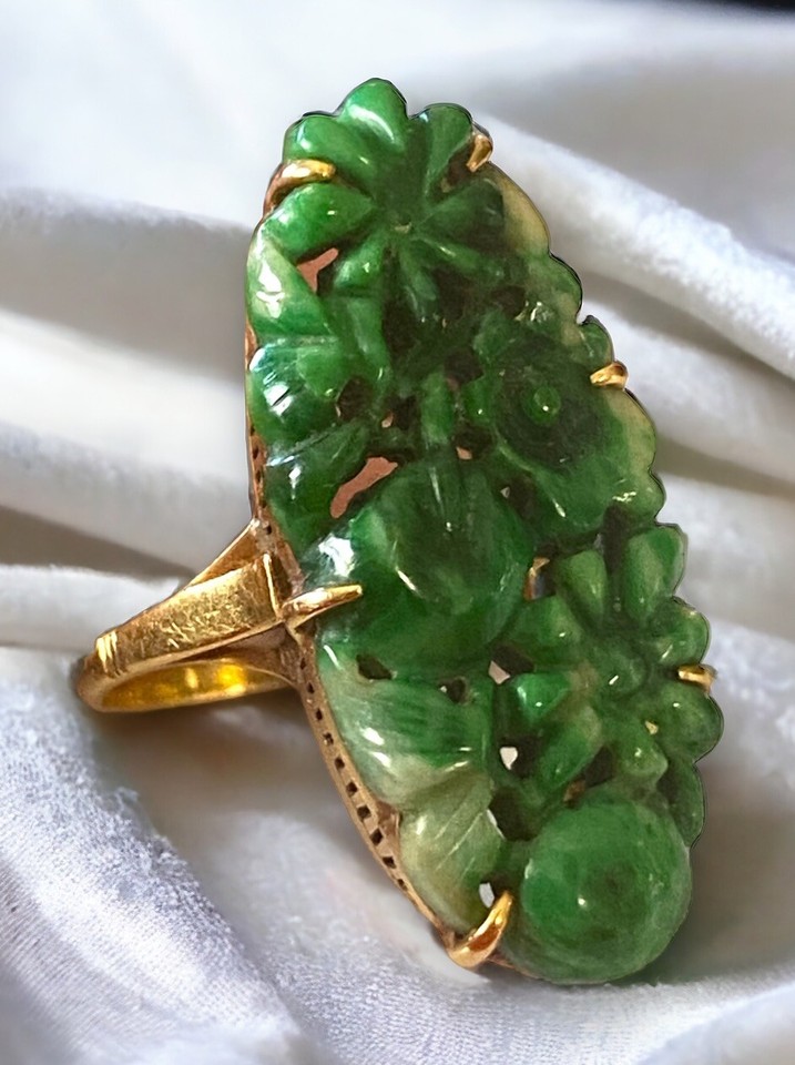 Vintage 18k Yellow Gold Large Oval Carved Jade Flower Ring Size 5.25 ...