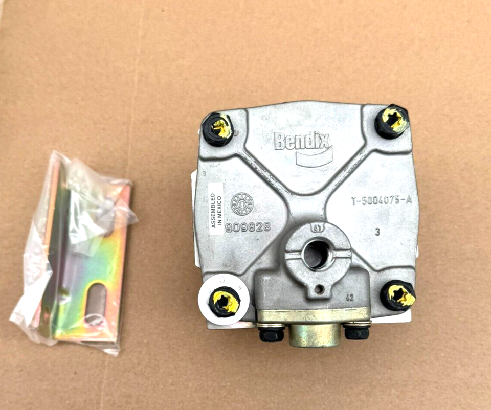 Bendix Relay Brake Valve 909828 (New Flyer Part 6383405) | eBay