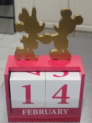 Disney Mickey & Minnie Mouse Perpetual Desk Calendar Valentine's Day ...