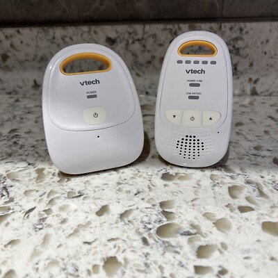 VTech Baby Monitor Baby Unit DM111 BU / Parent Unit DM111 PU. Fantastic ...