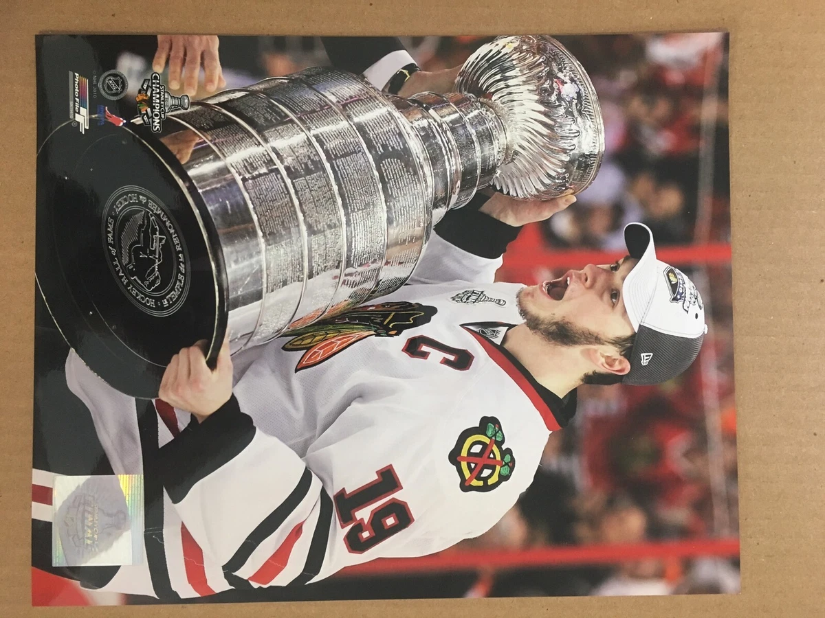 Jonathan Toews Stanley Cup 2010