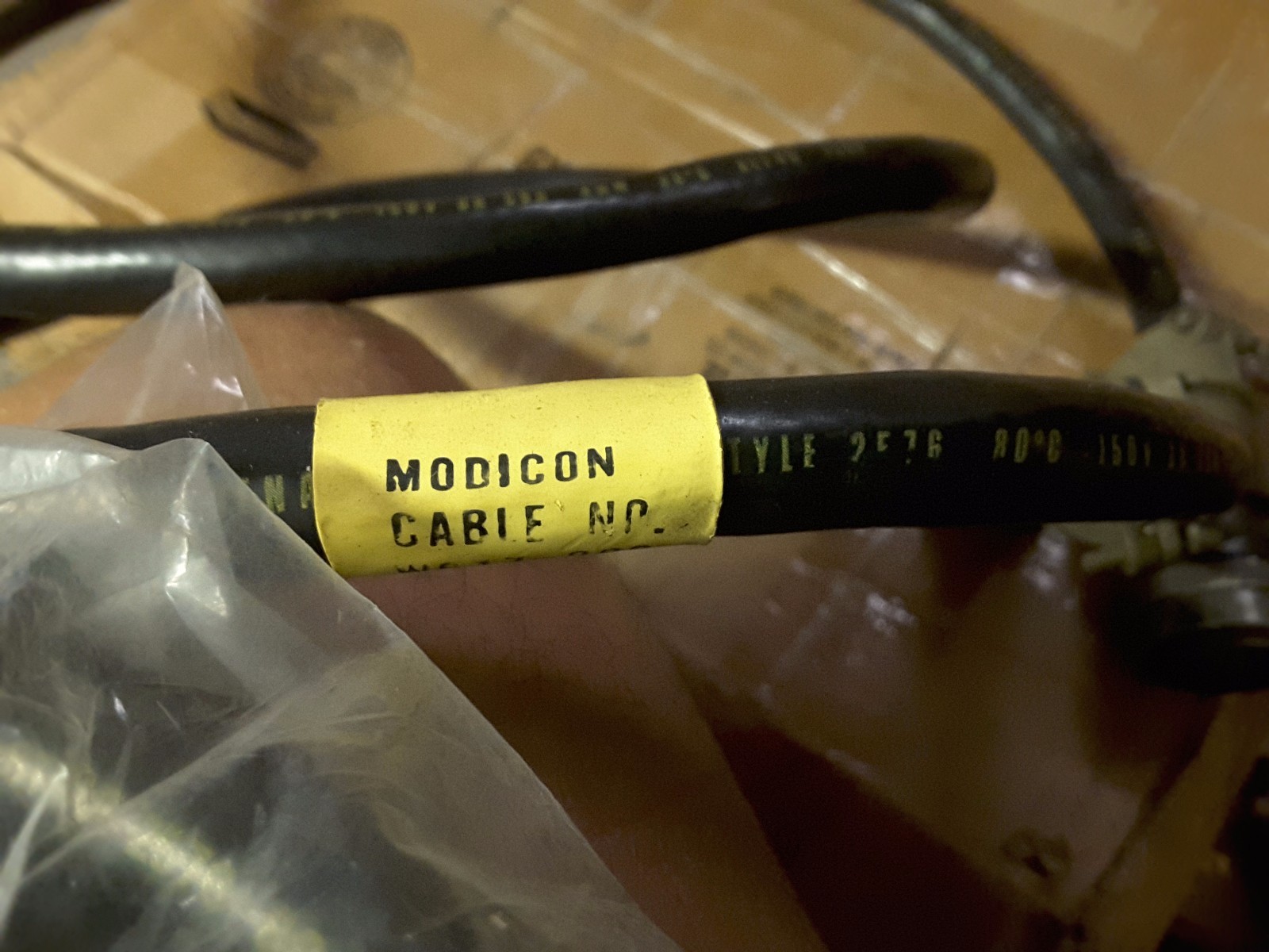 GOULD MODICON AS-W617-006 CABLE 6' 584 TO J340 MAINFRAME NEW OLD STOCK ...
