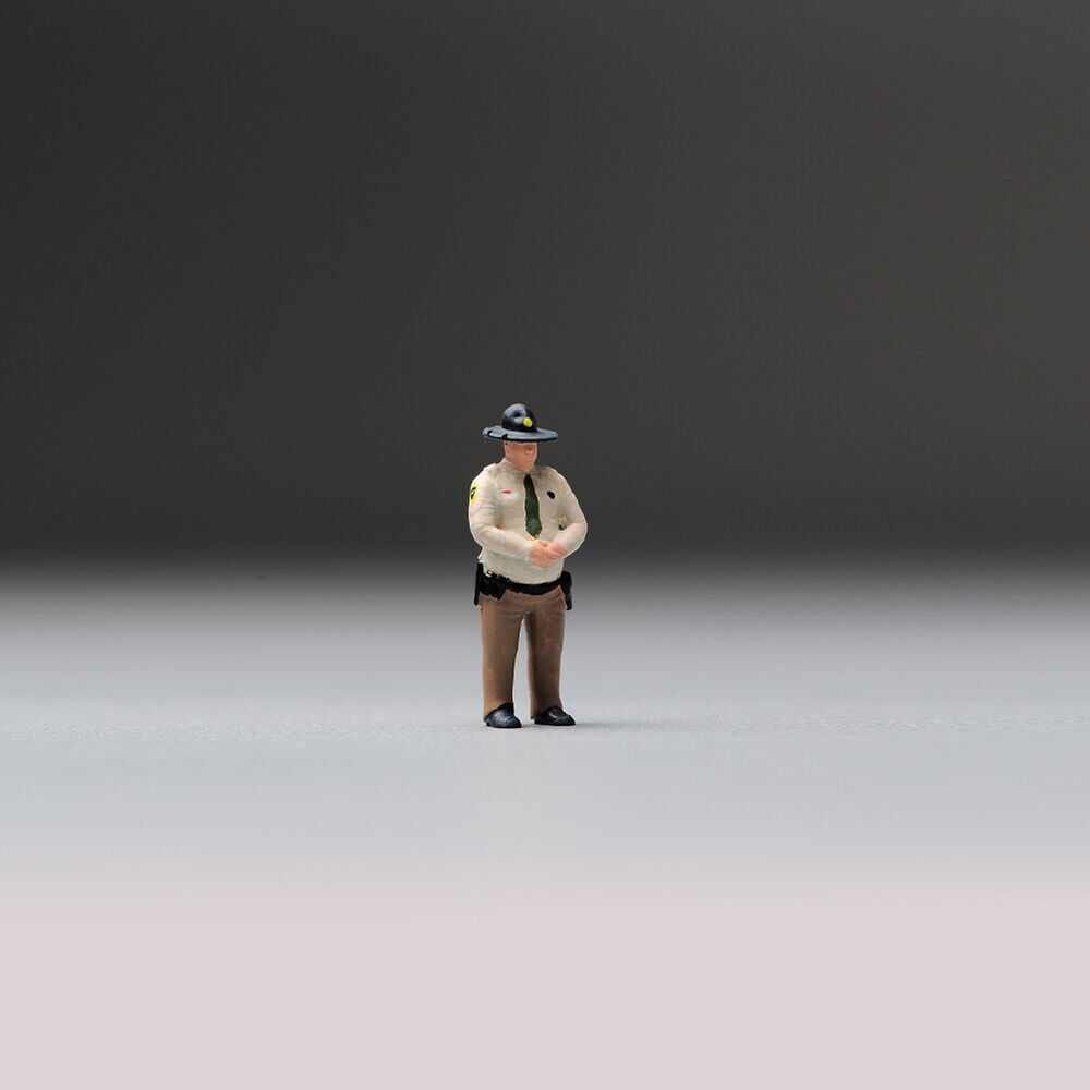 1/64 Scene Props Fat Sheriff Man Mini Doll Figures Model Fit Cars ...