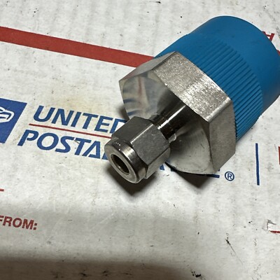 New Swagelok Male Connector 1/4 in. Tube OD x 1 in. Male NPT SS-400-1-16 | eBay