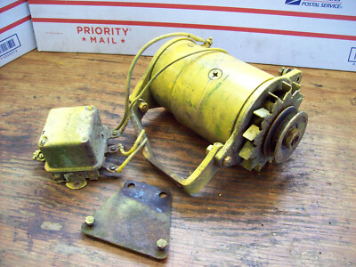 Antique & Vintage Equip Parts - Delco Remy Generator