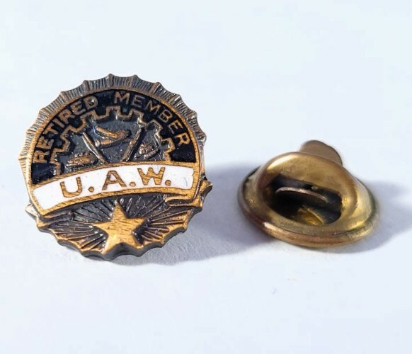 UAW Retired Member Brass (?) Enamelware Pin w/ Presentation Box | eBay