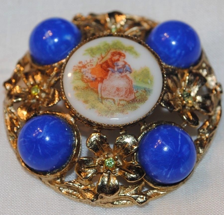 VTG Fragonard SIGNED art glass Lapis Germany round courting couple ...
