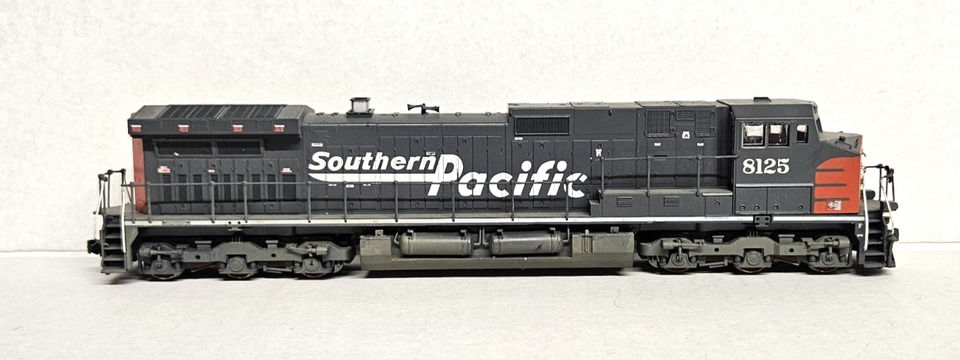 HO Scale Athearn 4906 Southern Pacific C44-9W Diesel Locomotive SP #8125 | eBay