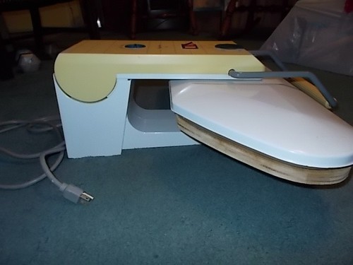 Vintage:Nice and Clean Condition Singer Magic Press 4 - Commercial ...