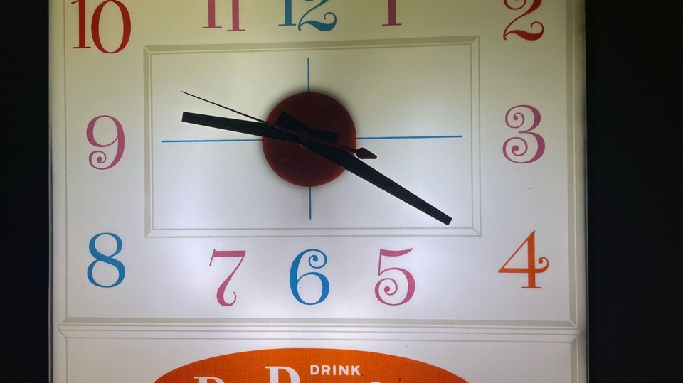Vintage Dr. Pepper Wall Clock Soda Pop Drink Beverage Antique Retro Man ...