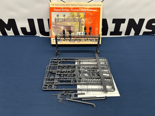 IHC HO Pennsylvania Railroad Two Track Signal Bridge 5011 | eBay