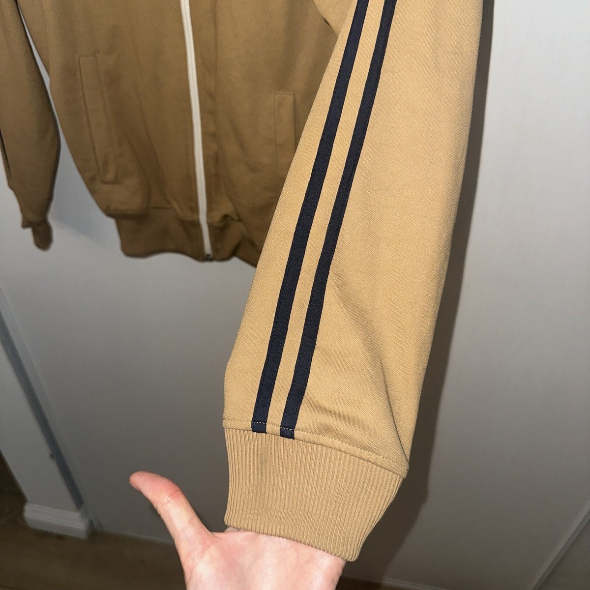 🚩FRED PERRY Track Jacket Mens S Light Brown Tan Tracksuit 🚩FRED PERRY Track Jacket Mens S Light Brown Tan Tracksuit