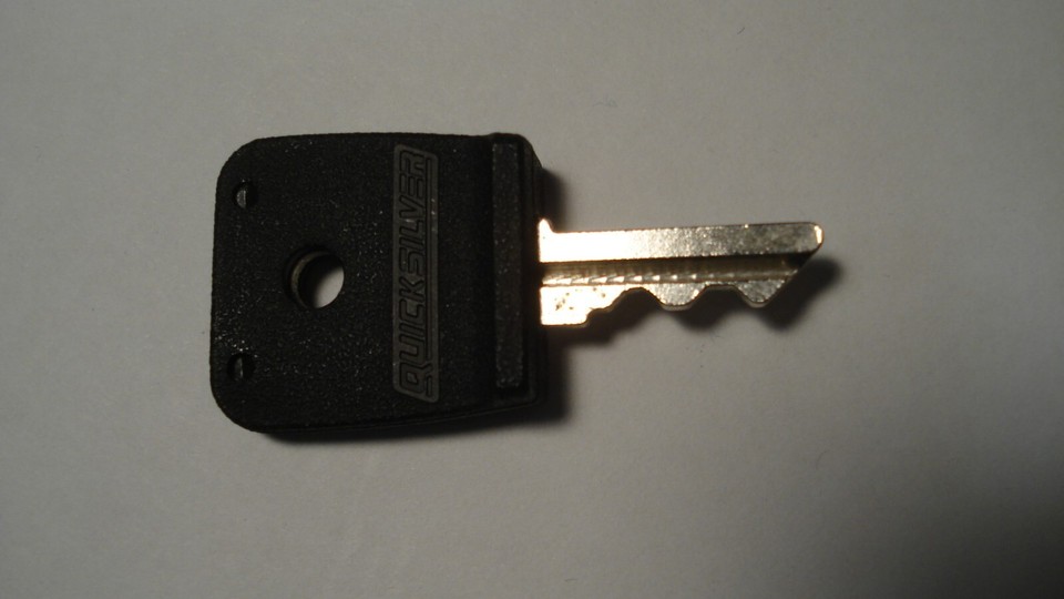 Ignition Key with black cover - Mercury - Mariner - MerCruiser ...