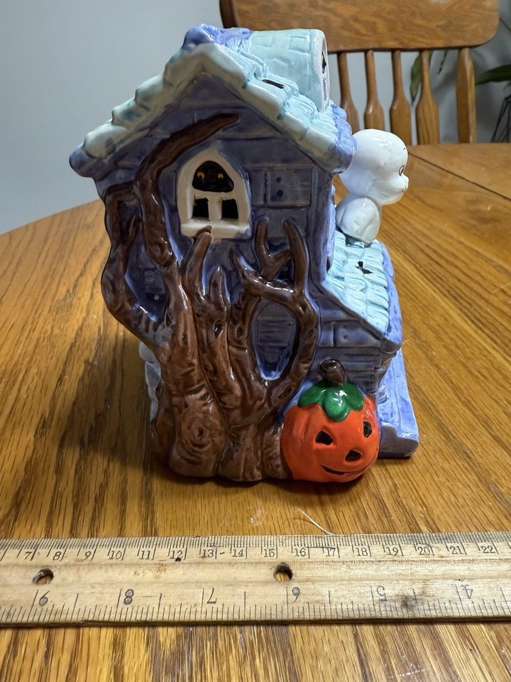Casper Vintage Halloween Decor. EUC Light not included. 1987 Village ...