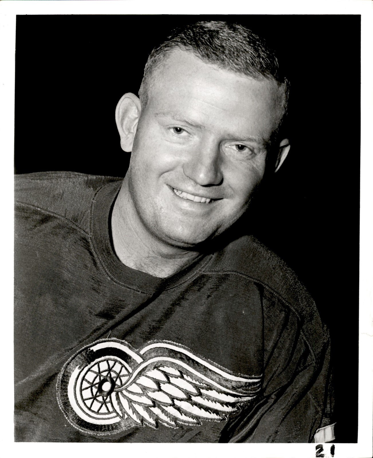 PF15 Original Photo DOUG BARKLEY 1962-66 DETROIT RED WINGS NHL HOCKEY ...