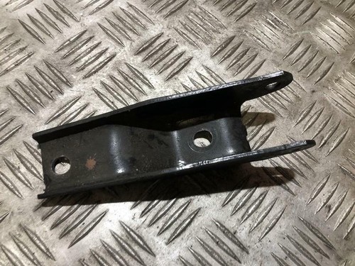 6q0199851 use Engine Mount Bracket and Gearbox Mount Bracket Seat C ...
