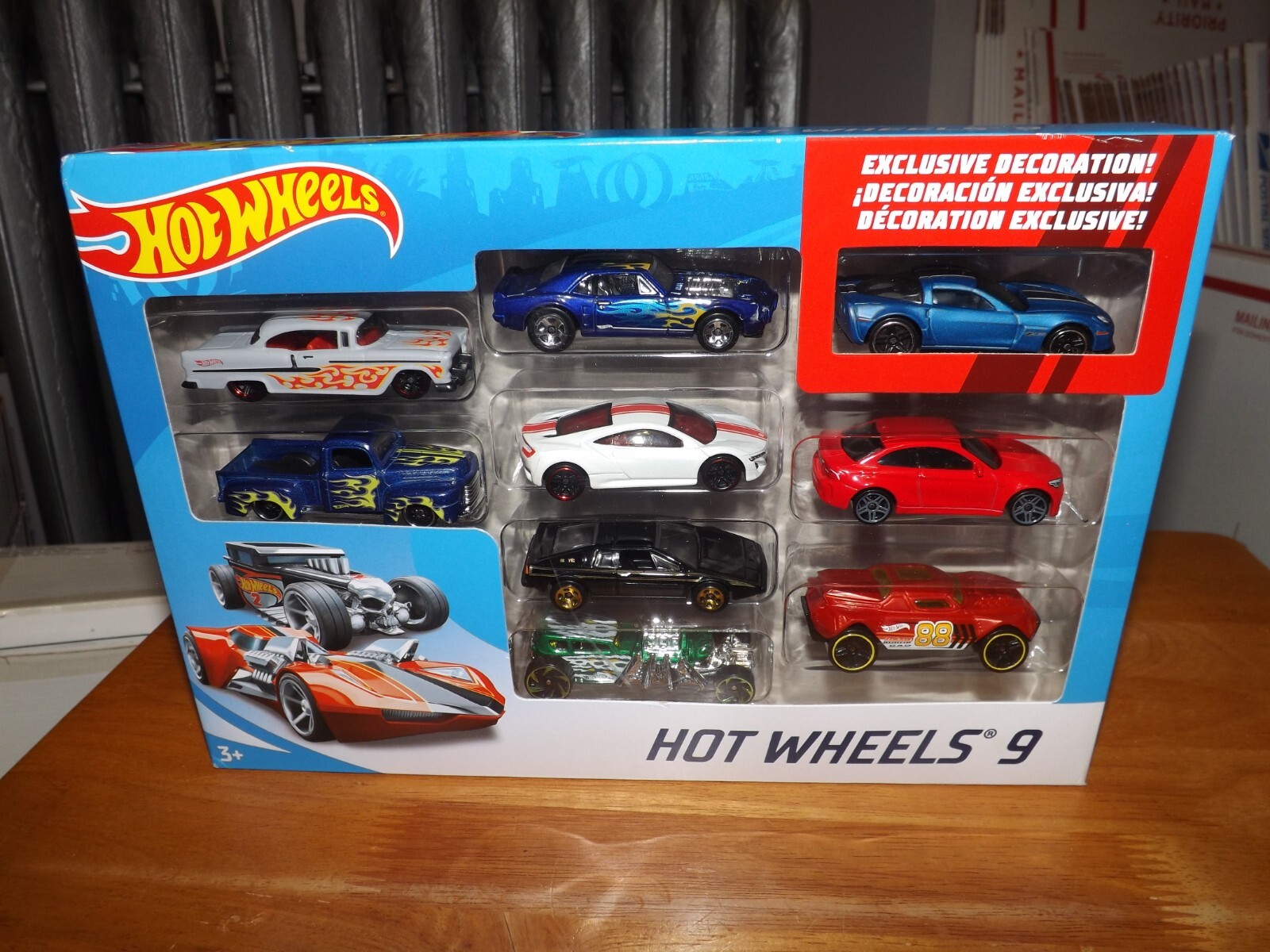 HOT WHEELS HOT WHEELS 9 PACK EXCLUSIVE DECORATION CORVETTE Z06 NIB 2017 ...