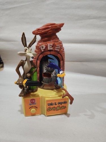 Looney Tunes Pez Candy Dispenser 1998 Wile E Coyote Road Runner NOT ...