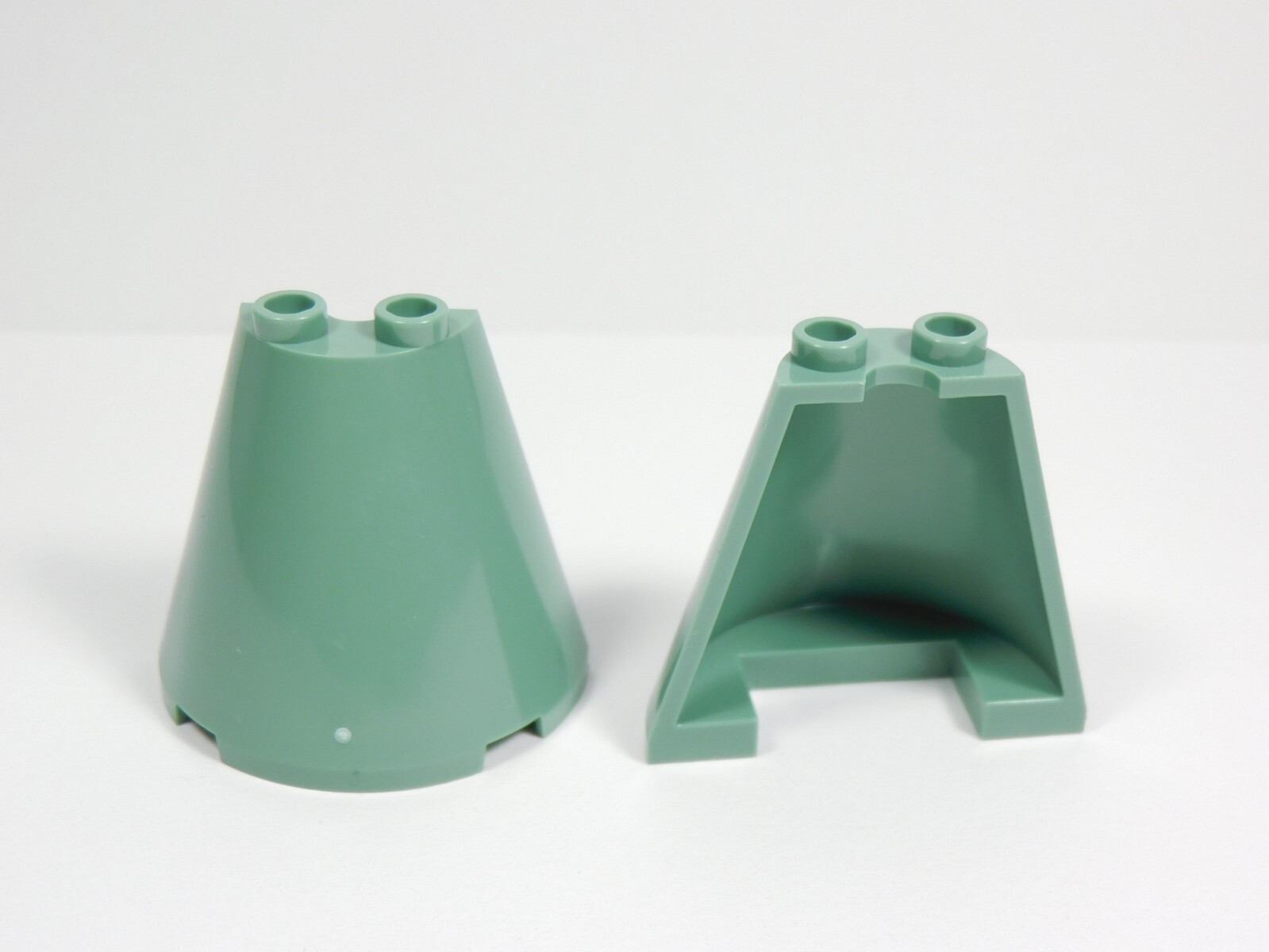 LEGO Lot of 2 Sand Green Half Cones 4x2x3 I5 | eBay