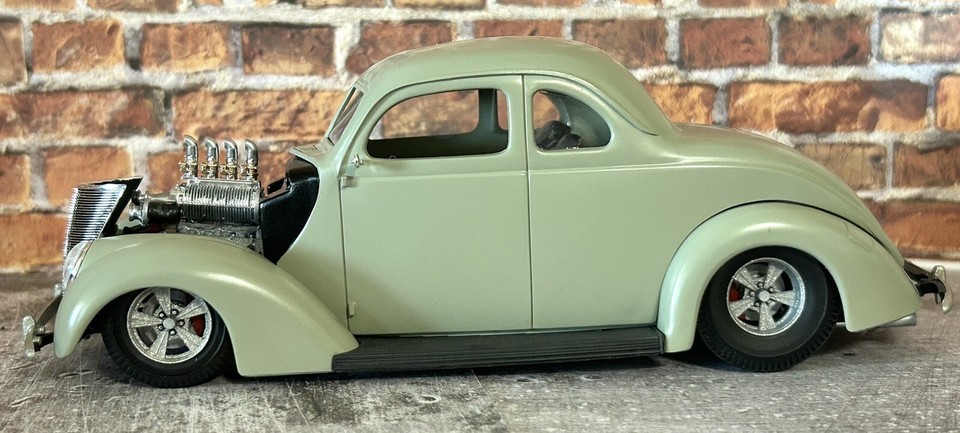 Resin Supercharged V-12 Flathead engine for scale model cars, 1/24 1/25 ...