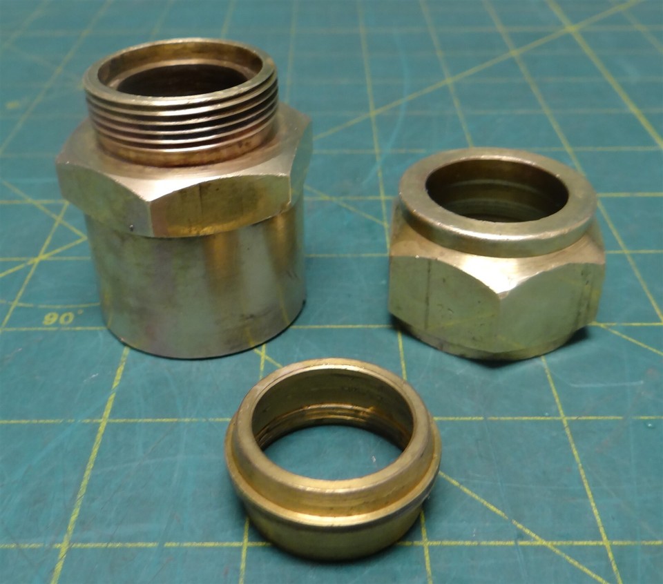 Tube to Pipe Adapter 1" OD Compression x 3/4" Female NPT Brass Straight ...