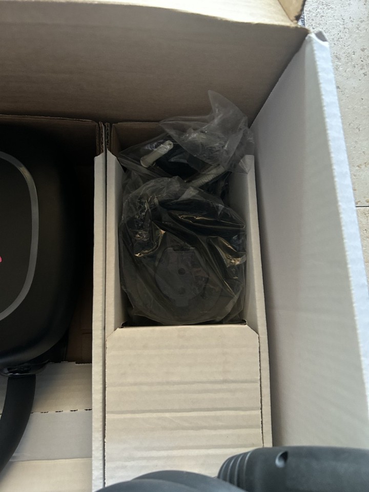 OEM Mopar Wallbox Free2move Plus Charge In-Home EV Charger Level 2 48 ...