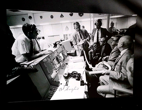 ED SMYLIE NASA APOLLO 13 ENGINEER AND HERO AUTOGRAPHED SIGNED 4x6 PHOTO ...