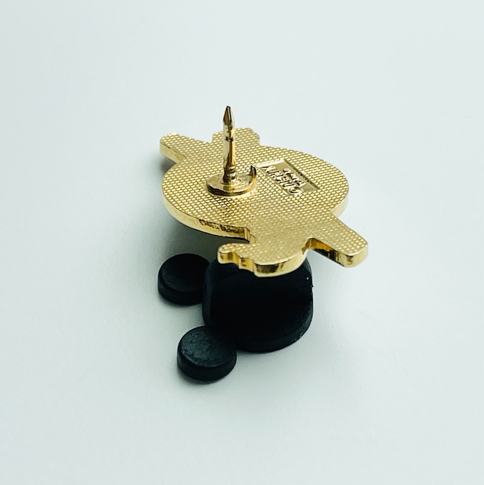 Disney Pin - Pleasure Island Avigator's Supply Store Alligator Airplane ...