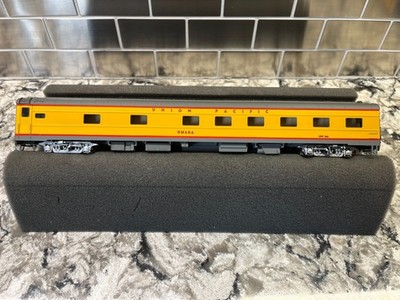 Custom UP Union Pacific Omaha Walthers Heritage HO Sleeper 4014 ...