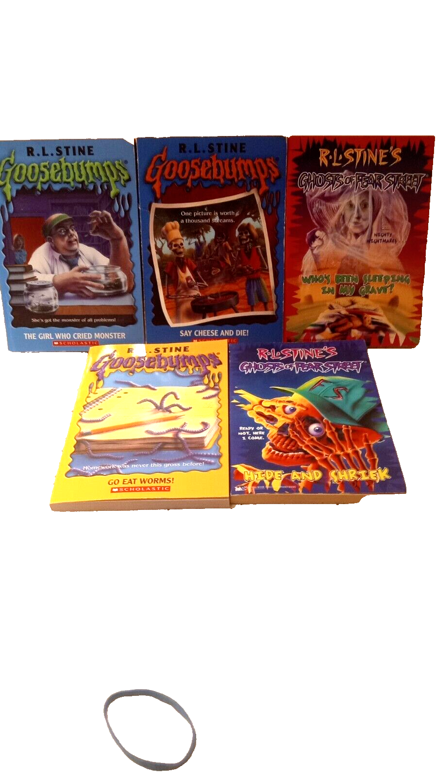 Goosebumps Bundle (Paperback books) 5 Different Goosebumps books, see ...