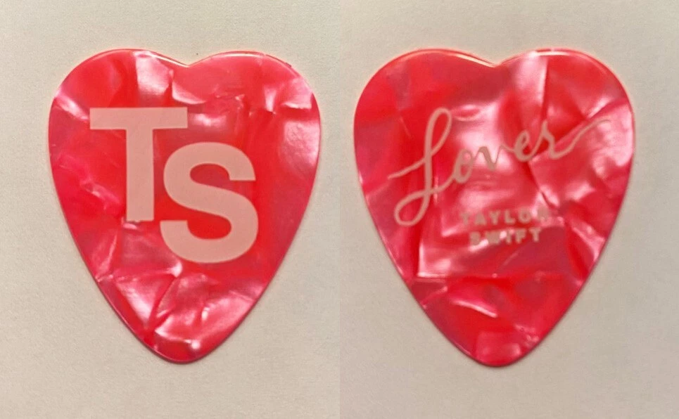 Taylor Swift Signature Heart