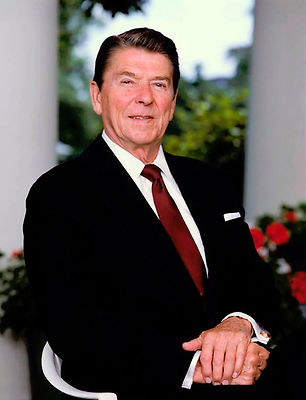 Photograph of the 40th U.S. President Ronald Reagan 1985 Portrait 8x10 ...