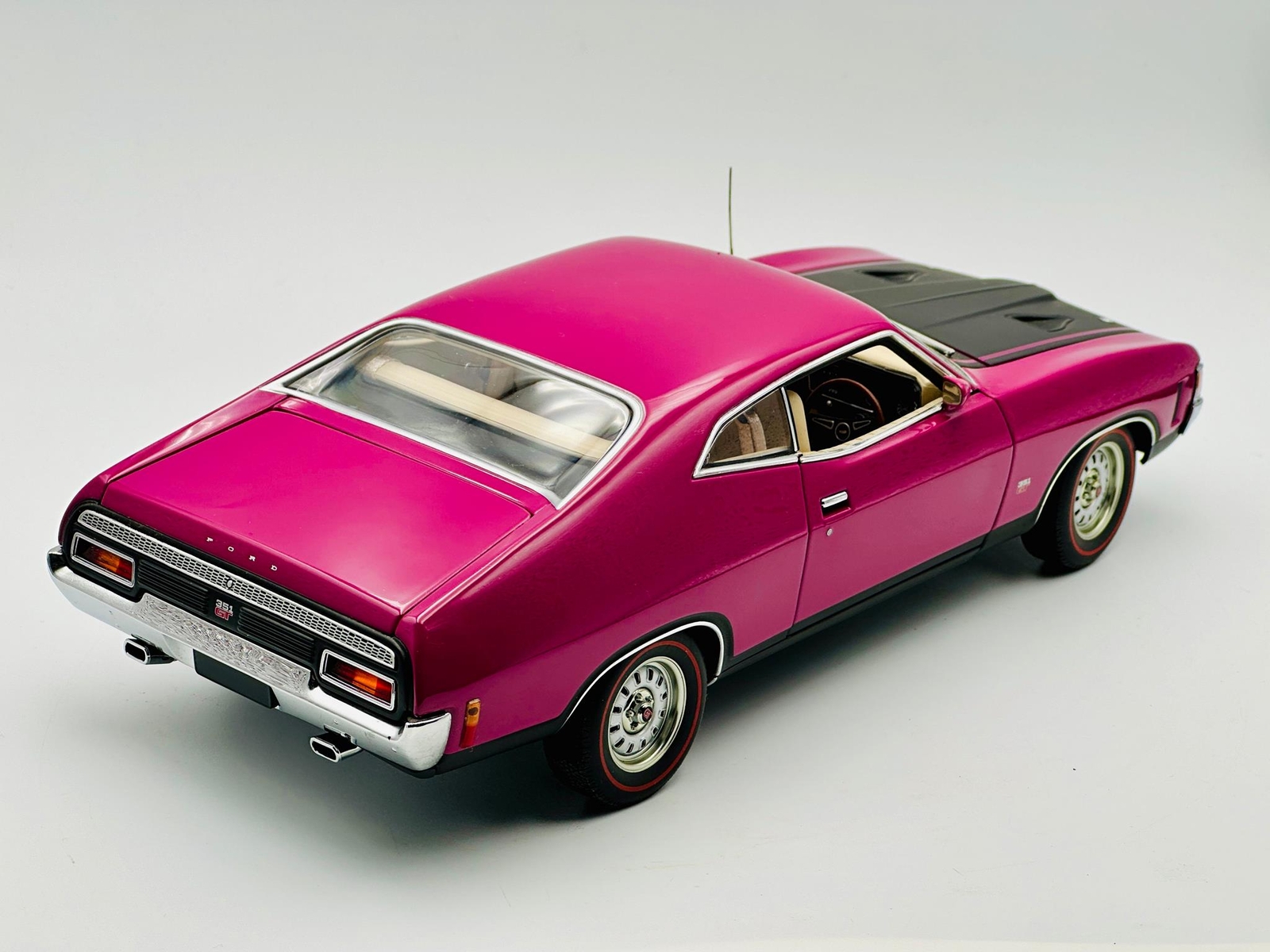 1:18 Ford XA Falcon GT Coupe Hardtop -- Wild Plum -- Biante/AUTOart | eBay