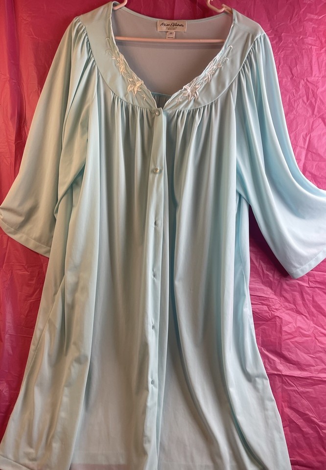MISS ELAINE Classic nylon robe and night gown Scoop neck 3/4 SLV floral ...