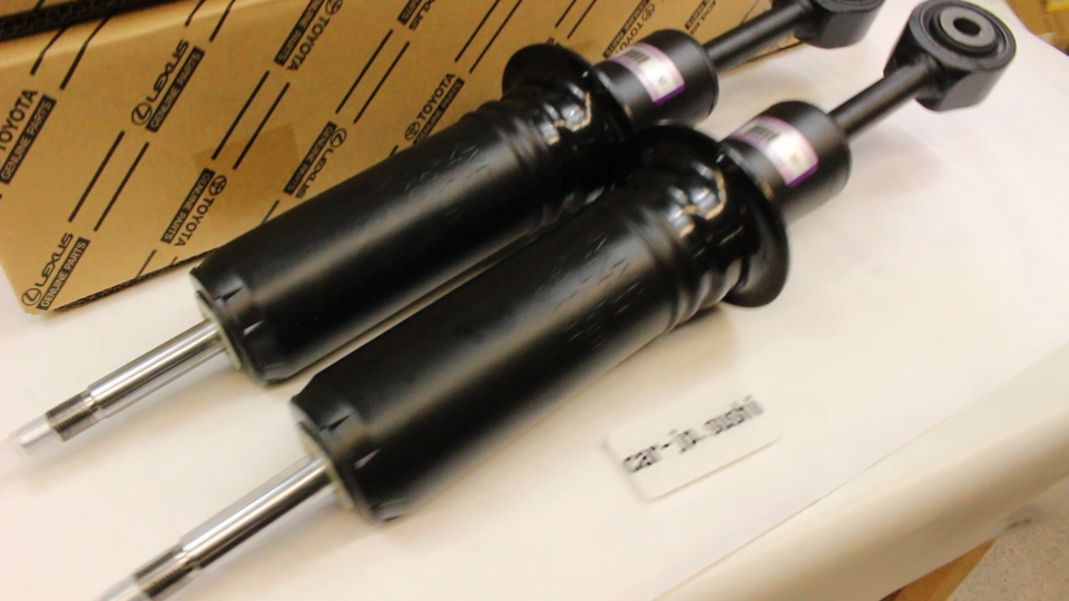 ' Bolt SET ' LEXUS Genuine 08-15 LX570 Front Shock Absorber Rh & Lh ...
