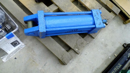 050392 CLEVIS PIVOT MOUNT HYDRAULIC CYLINDER 3/4" NPT PORTS | eBay