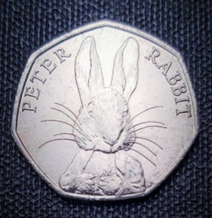 Beatrix Potter 2016 - VERY RARE Half Whisker ERROR Peter Rabbit 50p ...