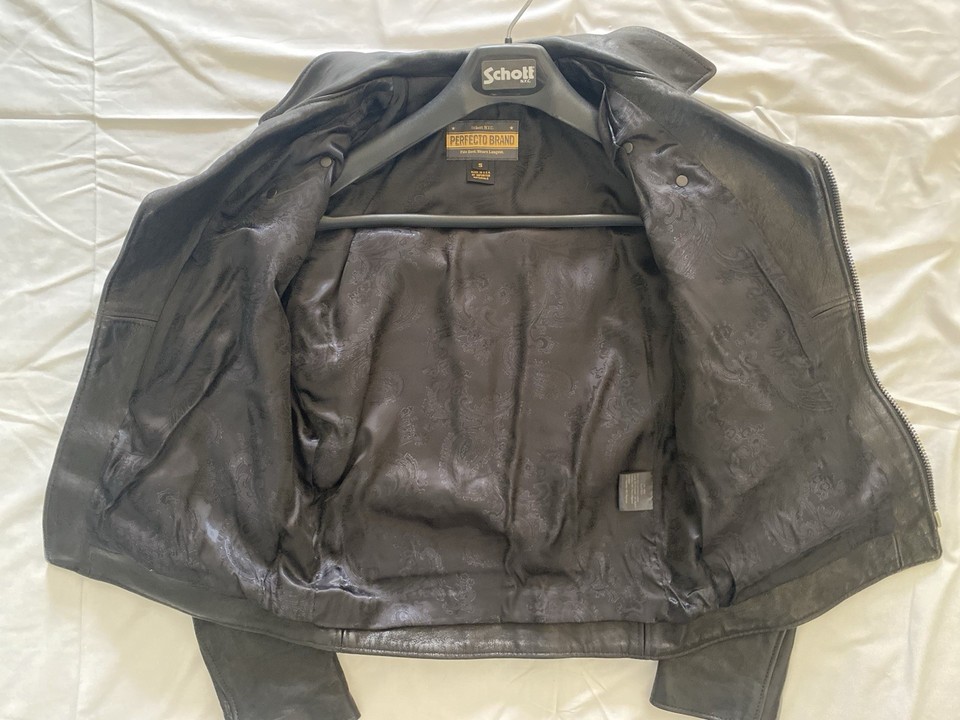 Schott Perfecto P213 "Raven" - Black Lambskin Leather Jacket - Size ...