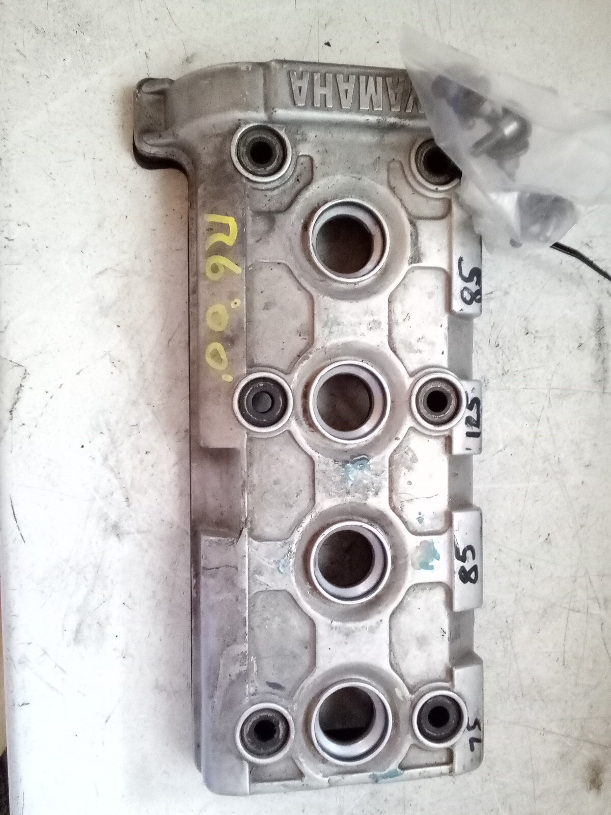 Yamaha YZF R6 '00 Valve Cover | eBay Australia