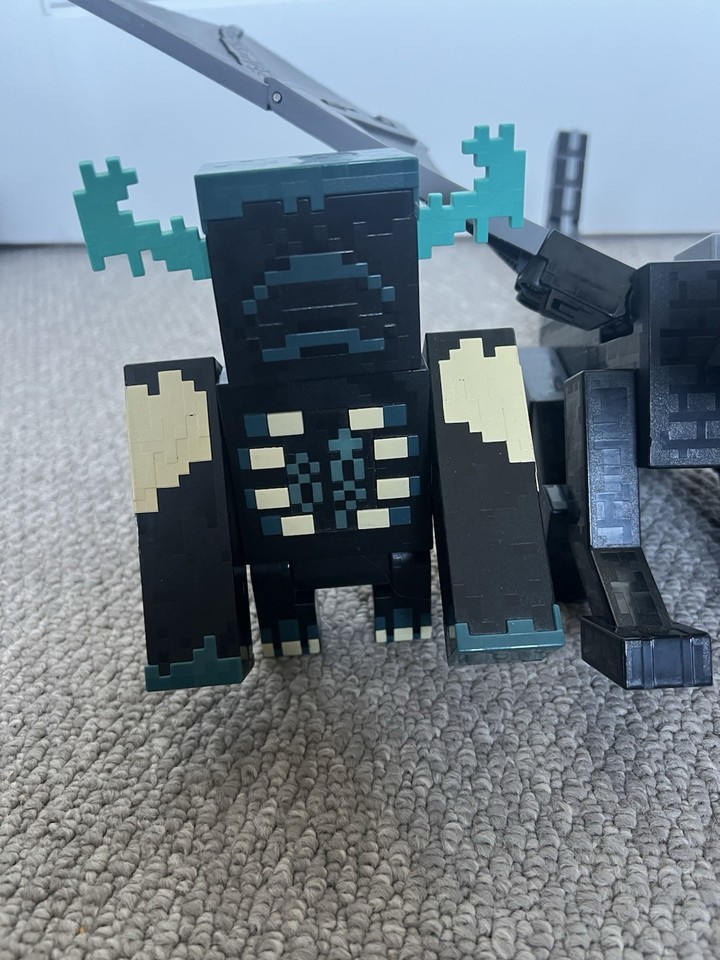 Mattel Minecraft Set RARE fireball Ghast, Ultimate Ender Dragon, Warden ...