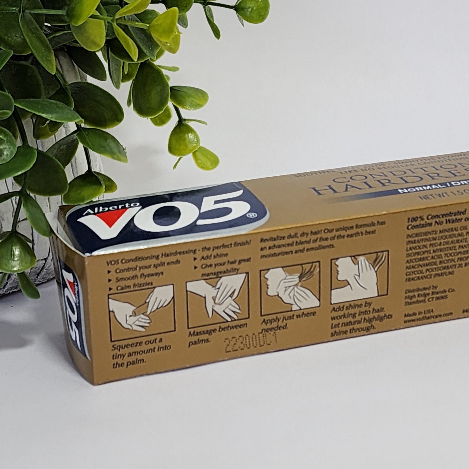 Alberto VO5 Conditioning Hairdressing for Normal / dry Hair - 1.5 oz ...